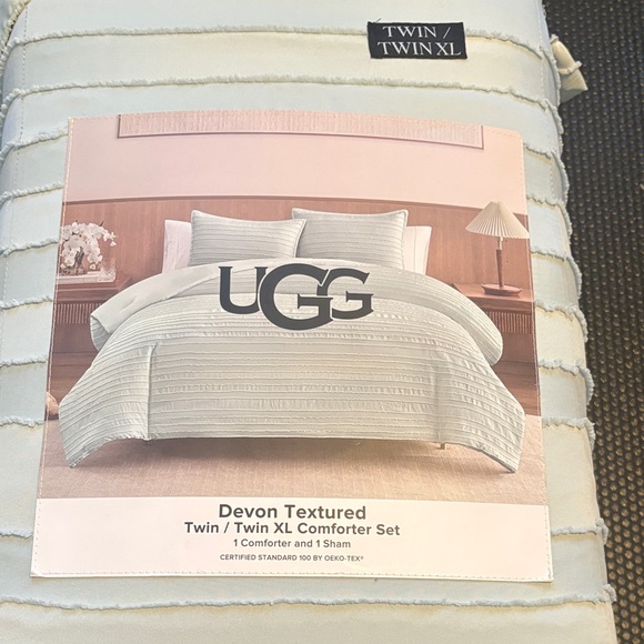UGG | Bedding | Ugg Devon Textured Comforter Set Sky Gray | Poshmark